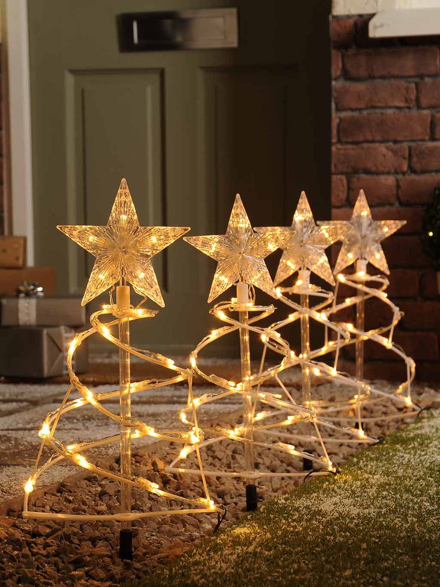 Set of 4 Spiral Pathfinder Trees – Seasons Christmas Outlet